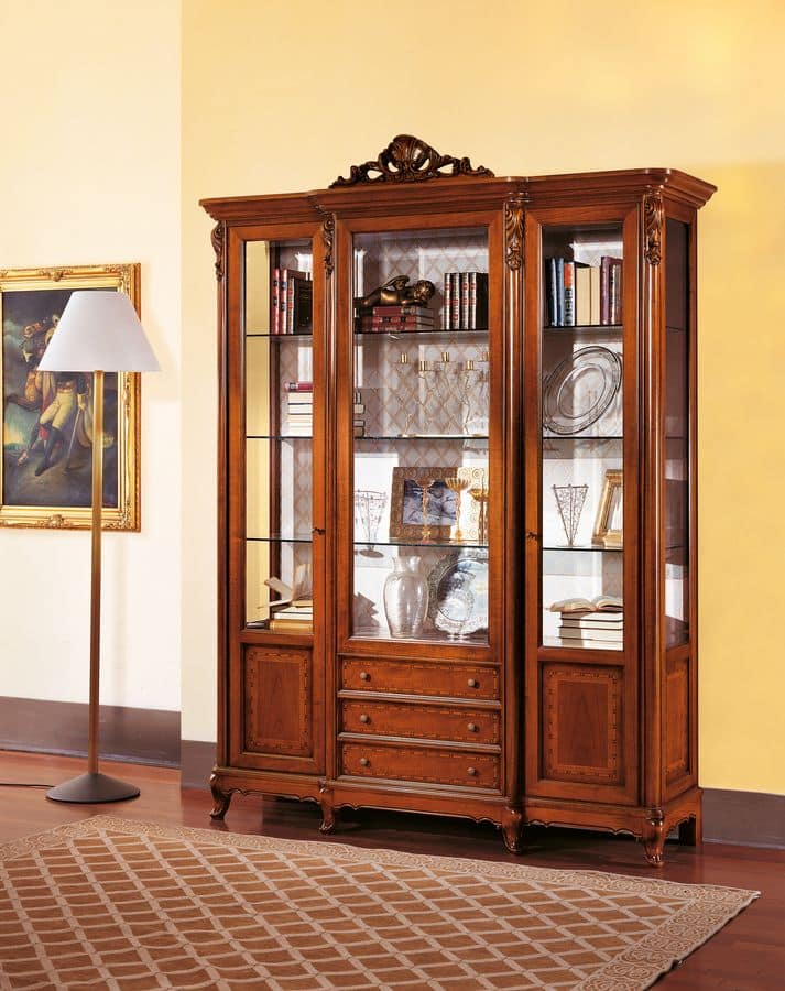 Traditional display with 3 doors and 3 drawers for hotels | IDFdesign