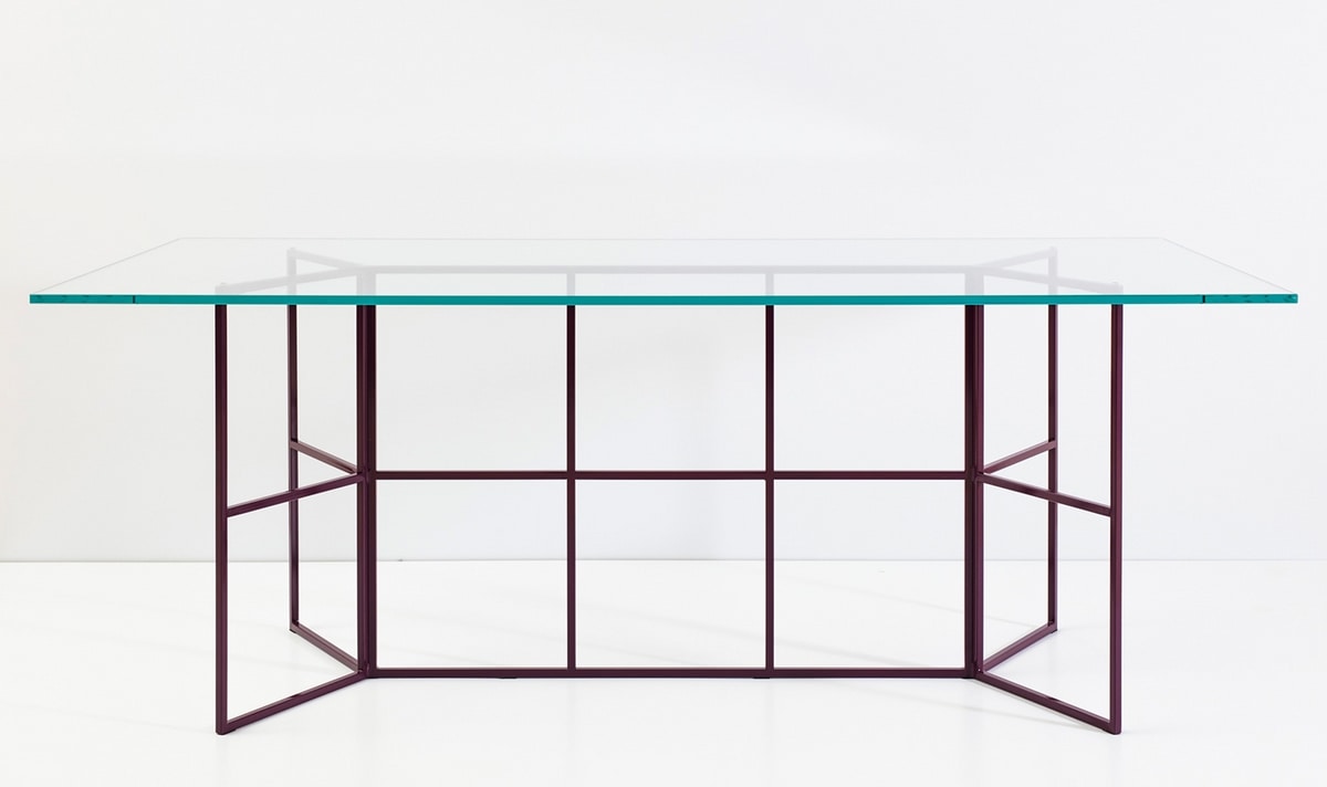 Table with tubular iron base | IDFdesign